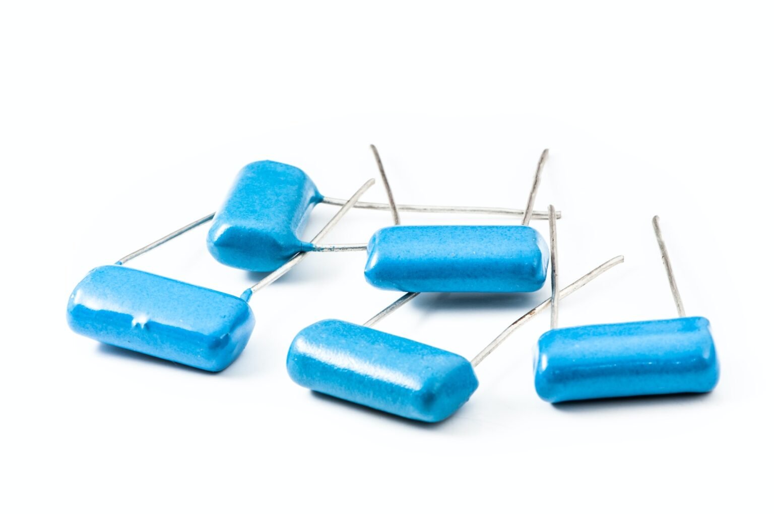 Unraveling the World of Ceramic Capacitors: Composition, Types, and ...