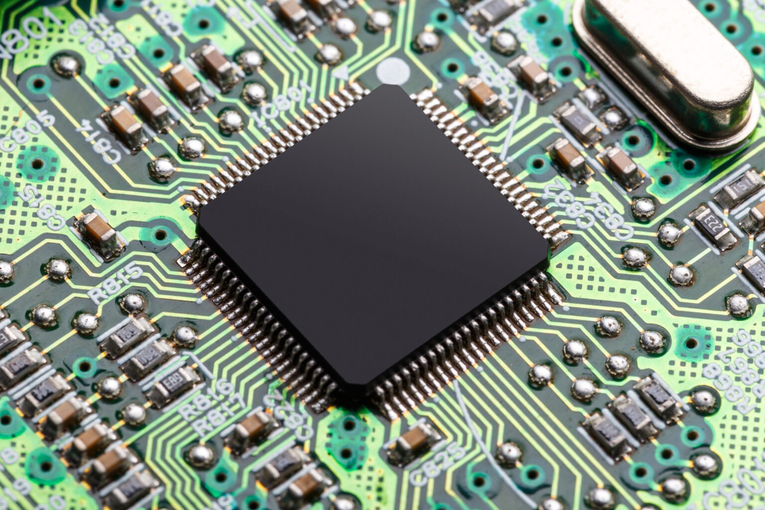 Understanding Automotive Microcontrollers (MCUs) in 2023 - Informic ...