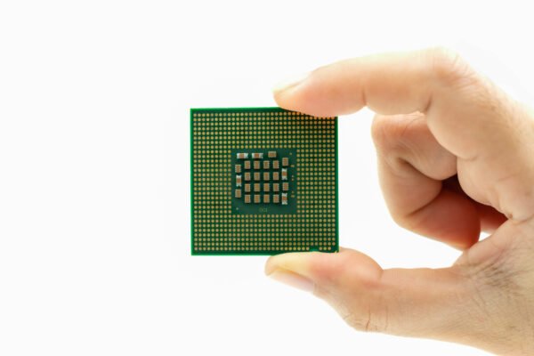 Memory Chips: Types, Features, Applications & More - Informic - Your ...