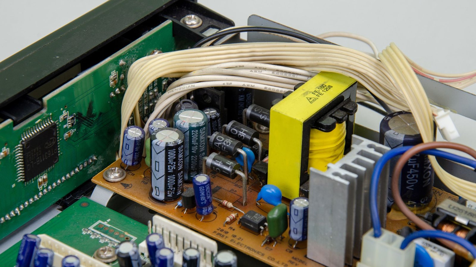 Understanding Electrical Diodes: Complete Overview